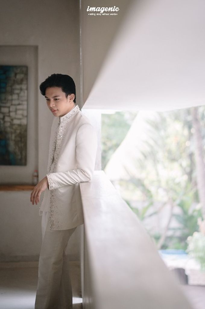 The Wedding of Dinda and Rey by Azila Villa | Bridestory.com