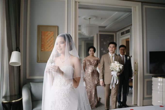 Viriya & Melissa's Wedding by Kairos Works | Bridestory.com