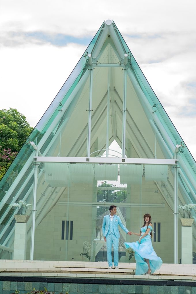 PRE-WEDDING AKEMI & JONATHAN by TJANA PHOTOGRAPHY BALI | Bridestory.com