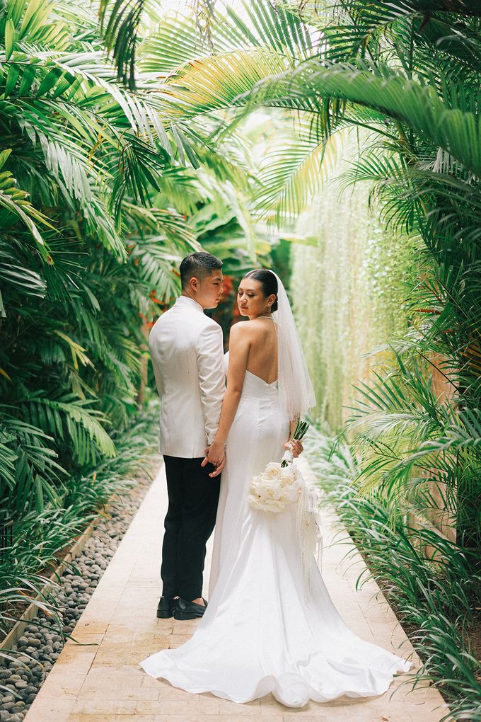 The Wedding of Sander & Cynthia by Andaz Bali | Bridestory.com