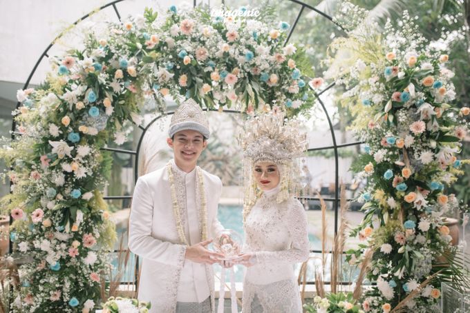 The Wedding of Dinda & Rey by Dibalik Layar | Bridestory.com