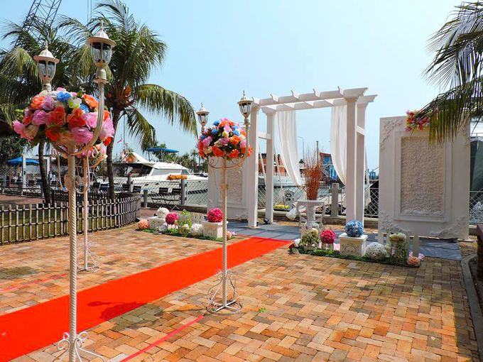 Dani & Dini | Batavia Sunda Kelapa Marina | Bridestory