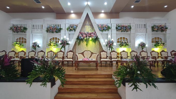 Felix & Roma by Graha and Conventional Hall Ronatama | Bridestory.com