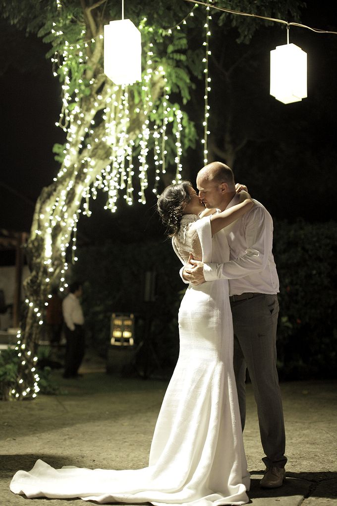 Real Wedding Story; Devi & Thomas by Tirtha Bali | Bridestory.com