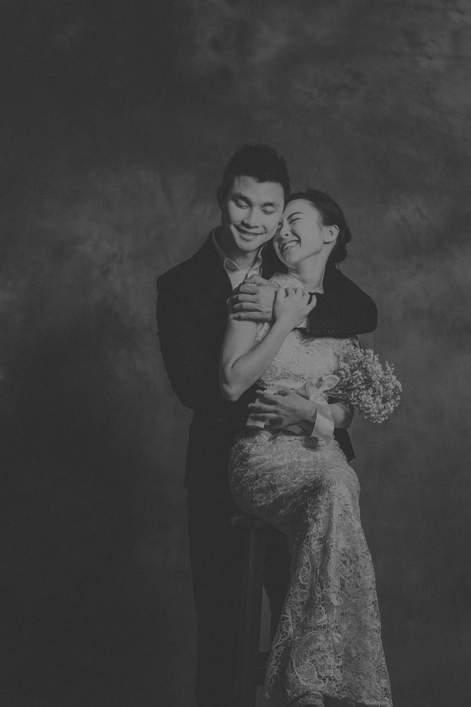 Alex & Sam Portraits by Hong Ray Photography | Bridestory.com