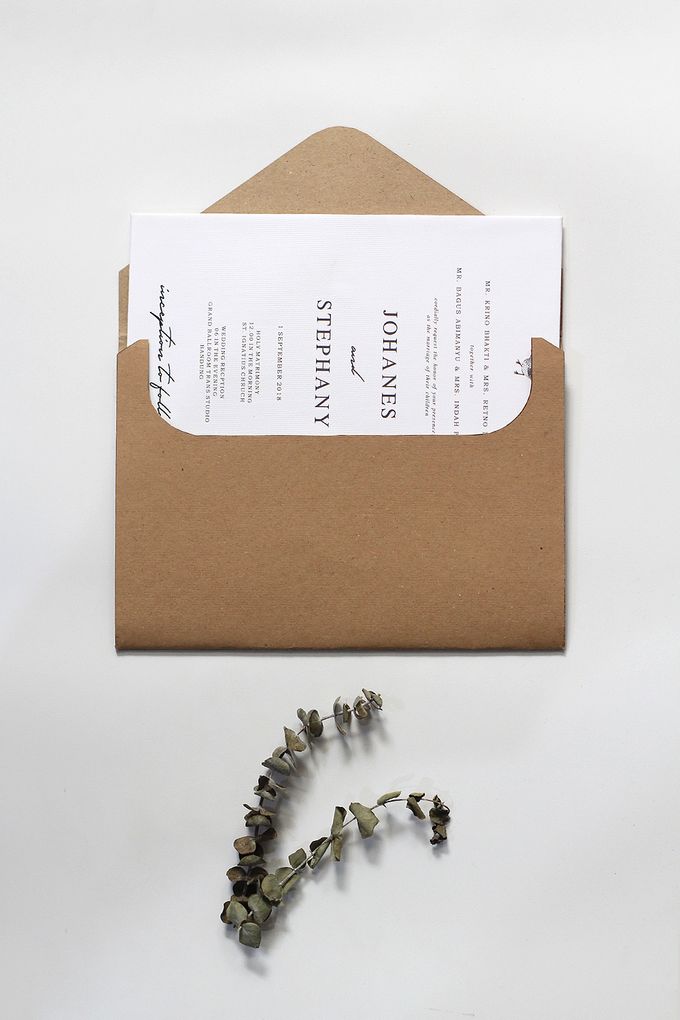 Package Invitation & Gift | Signore Gift | Bridestory