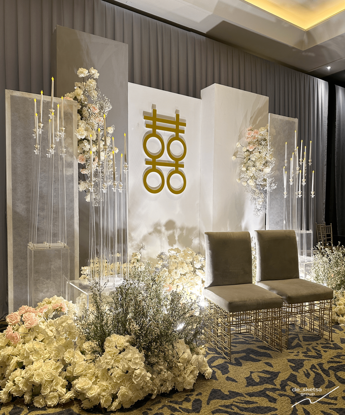 The Wedding of KELVIN & GLORIA by De Sketsa decoration | Bridestory.com