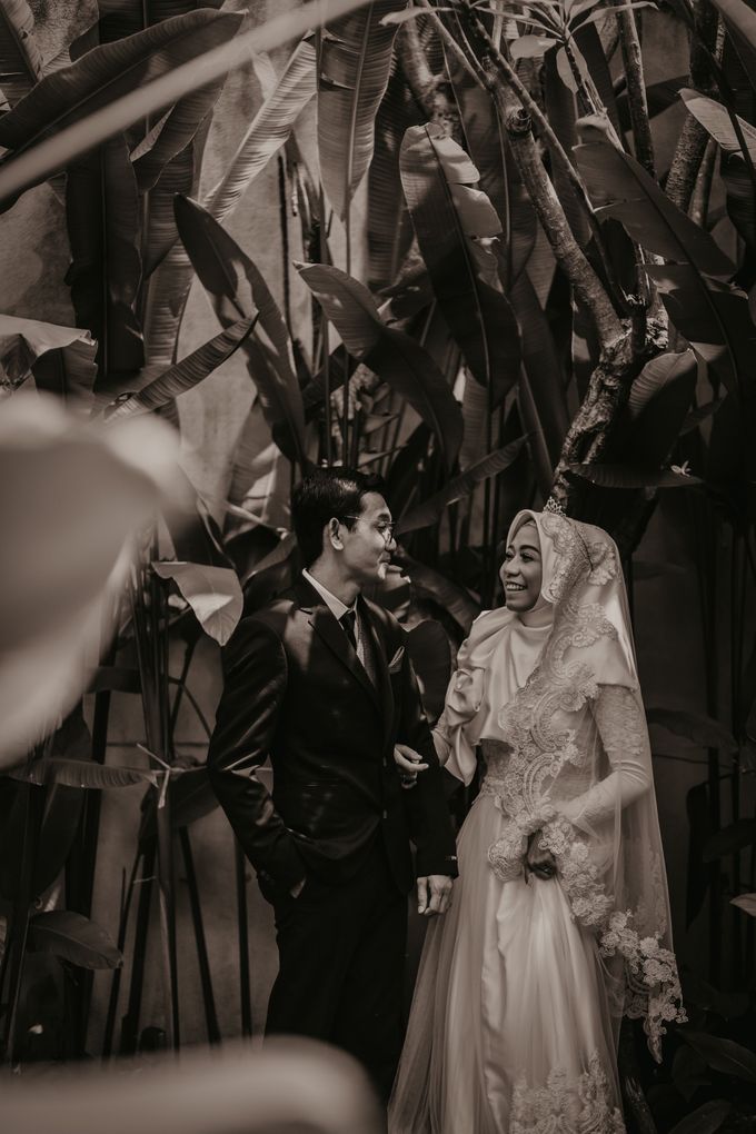 Aisyah & Aziz Wedding at Azila Villa by AKSA Creative | Bridestory.com