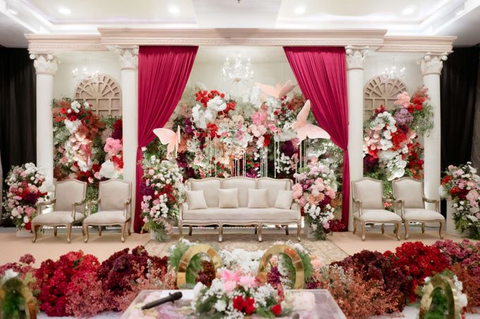 The Wedding of Sandy & Bimi | Decor Everywhere | Bridestory