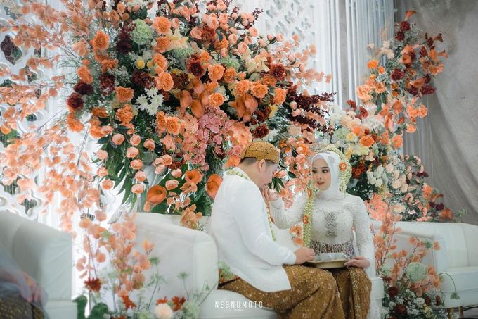 The Wedding of Astari & Hanief | Holiday Inn Bandung Pasteur | Bridestory