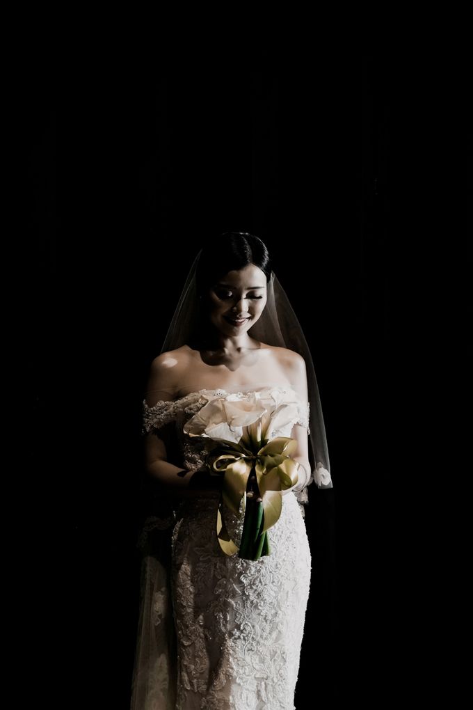 Edwin & Maya Wedding Day by IMPARTA.CO | Bridestory.com