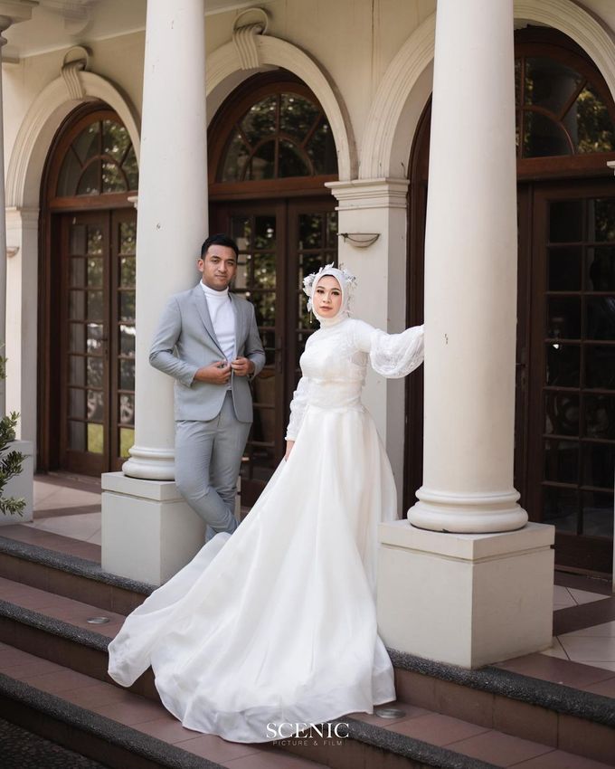 Jakarta Prewedding - Eva & Alvie by SCENIC PICTURE | Bridestory.com