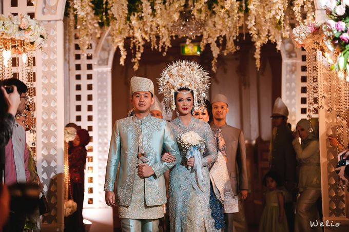The Magnificent Traditional Wedding With 3 Cultures - Javanese, Betawi ...