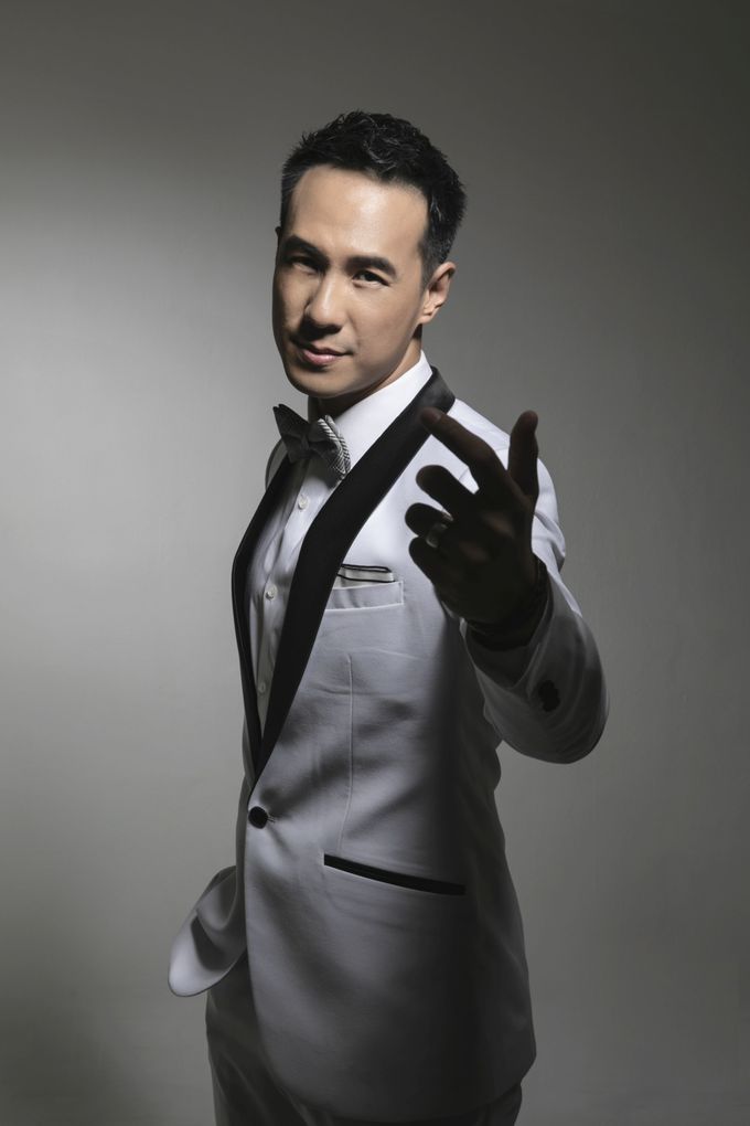 Photoshoot VJ Daniel by Monchichi Photography by Monchichi | Bridestory.com