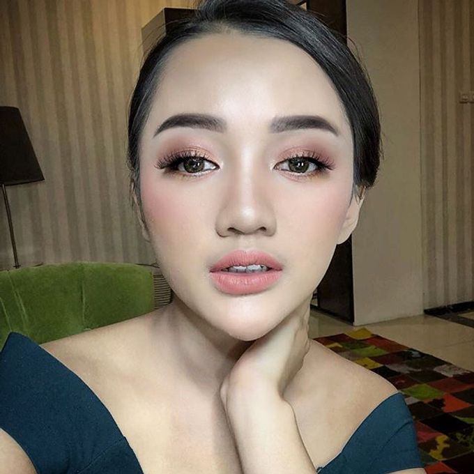 Dwika Ayu Makeup Artist by Dwika Ayu Makeup Artist | Bridestory.com
