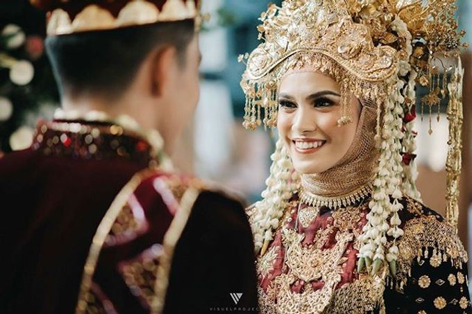 The Wedding of Putri & Rizki | Chandani Weddings | Bridestory