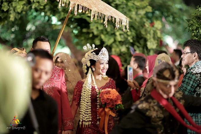 Ita n Rama Wedding | Pranatacara Wedding Organizer | Bridestory