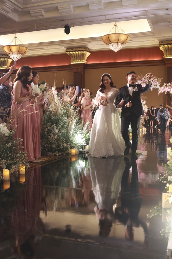 Jazz entertainment wedding at Puri Begawan Bogor by Double V ...