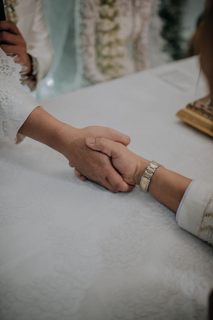 The Wedding of Hadyan & Acha by Kimi and Smith Pictures | Bridestory.com