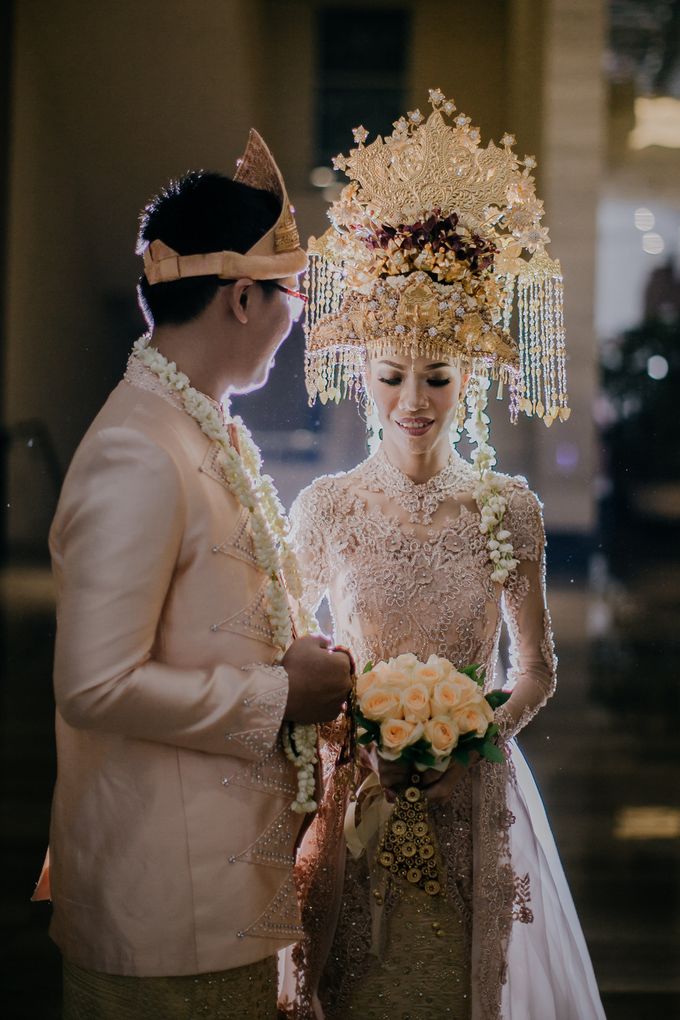 The Wedding of Hadyan & Acha by Kimi and Smith Pictures | Bridestory.com