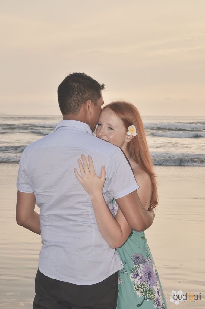 casual prewed on beach | budibali | Bridestory
