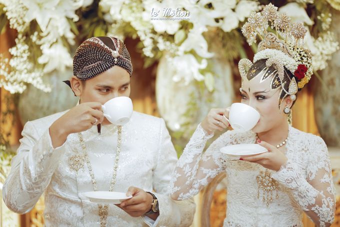 Chacha & Dico - Javanese Wedding by Le Motion | Bridestory.com