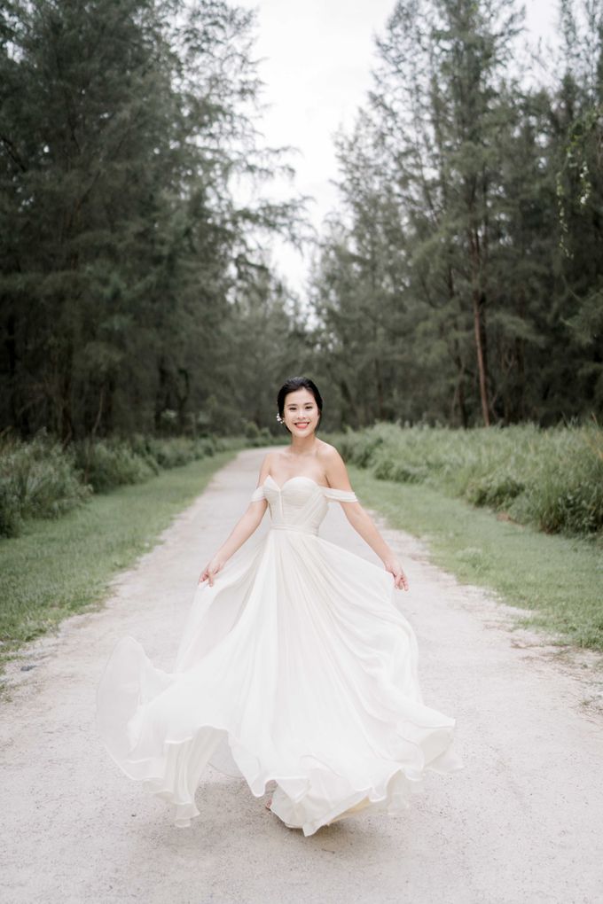 A Ethereal Bohemian Shoot at Coney Island by Frieda Brides | Bridestory.com