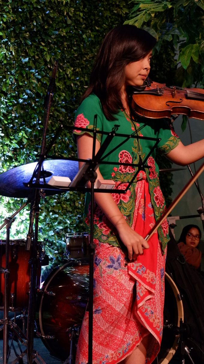 Abindra & Vania Wedding | Chaka Music Production | Bridestory