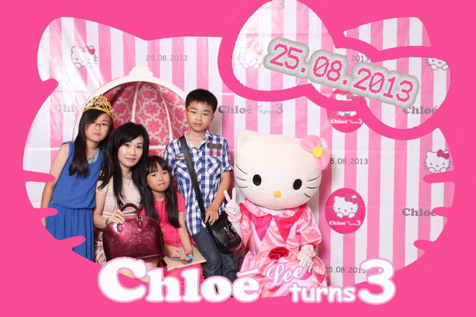 Chloe Lee Turns 3 | Twotone Photobooth | Bridestory