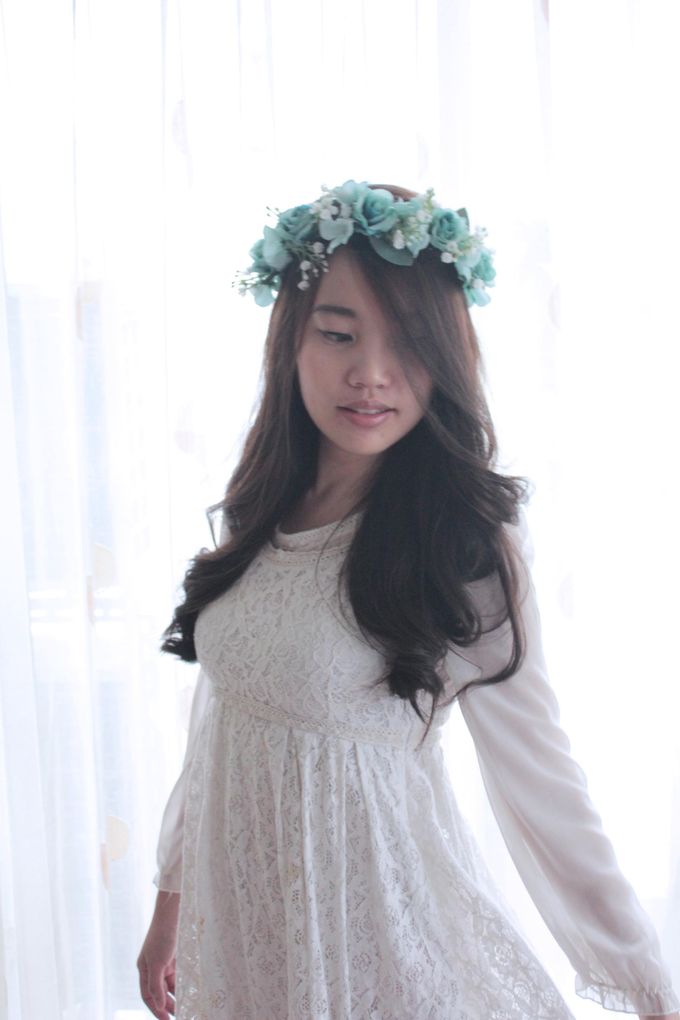 Flower Crown by Luna Vici | Cup Of Love Design Studio | Bridestory