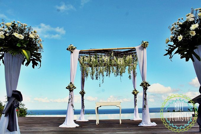 Simply Simple | Bali Florista | Bridestory