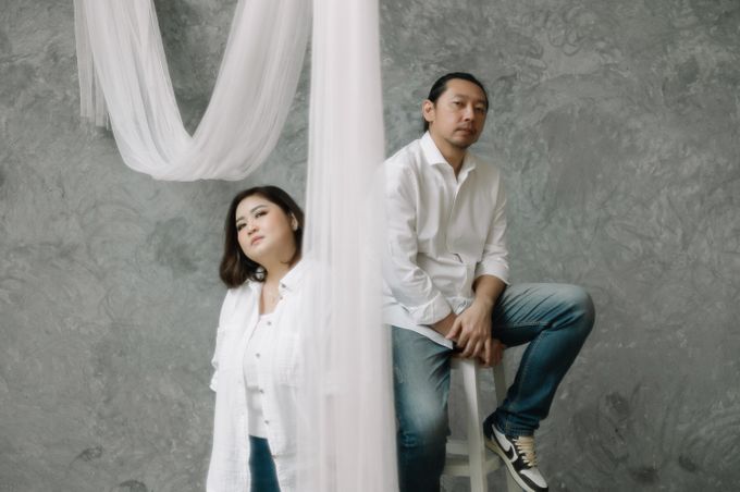The Prewedding of Yuaniata & Steven at Dharmawangsa Studio | Warna ...
