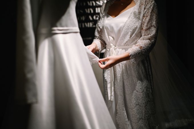 The Wedding of Aristo Tobing & Rischa at HKBP Rawamangun by Warna ...