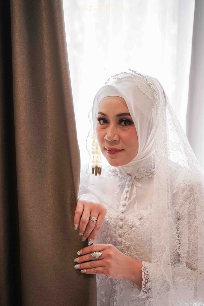 The wedding of Ratna Yulia & Epan Morensi by Interstellar Story | Bridestory.com