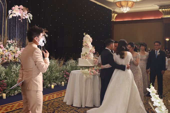 Jazz entertainment wedding at Puri Begawan Bogor by Double V ...