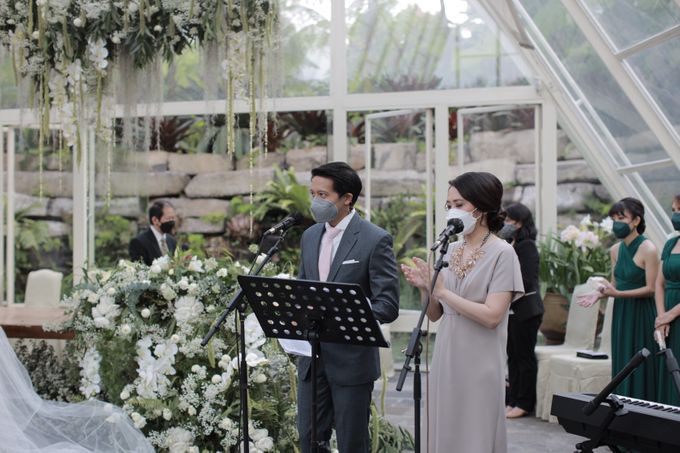 Ardinanda & Wina Wedding Party 2021 by Vedie Budiman | Bridestory.com