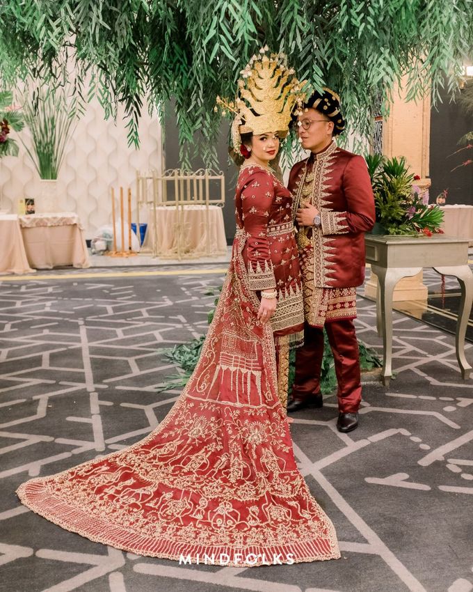Lovely Batak Wedding at Menara Mandiri | IKK Wedding Venues | Bridestory