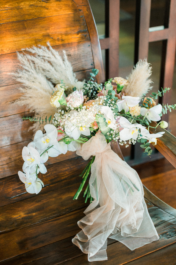 Adi & Winda Wedding | Bali Becik Wedding | Bridestory