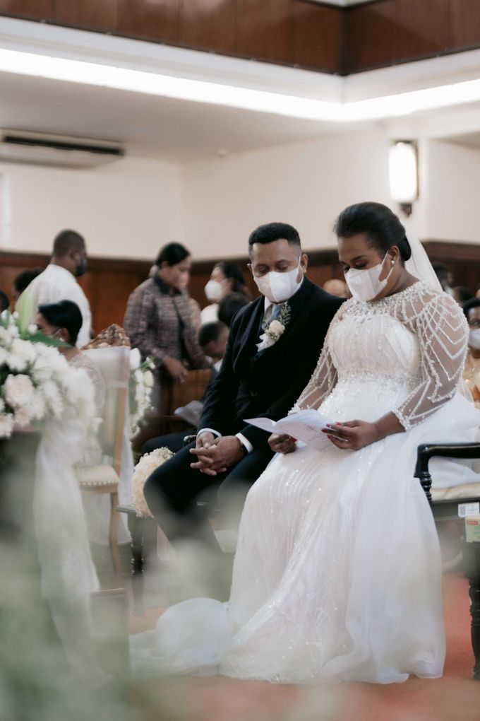 Ethy & Aldi Wedding at Mercure Jakarta Kota | AKSA Creative | Bridestory