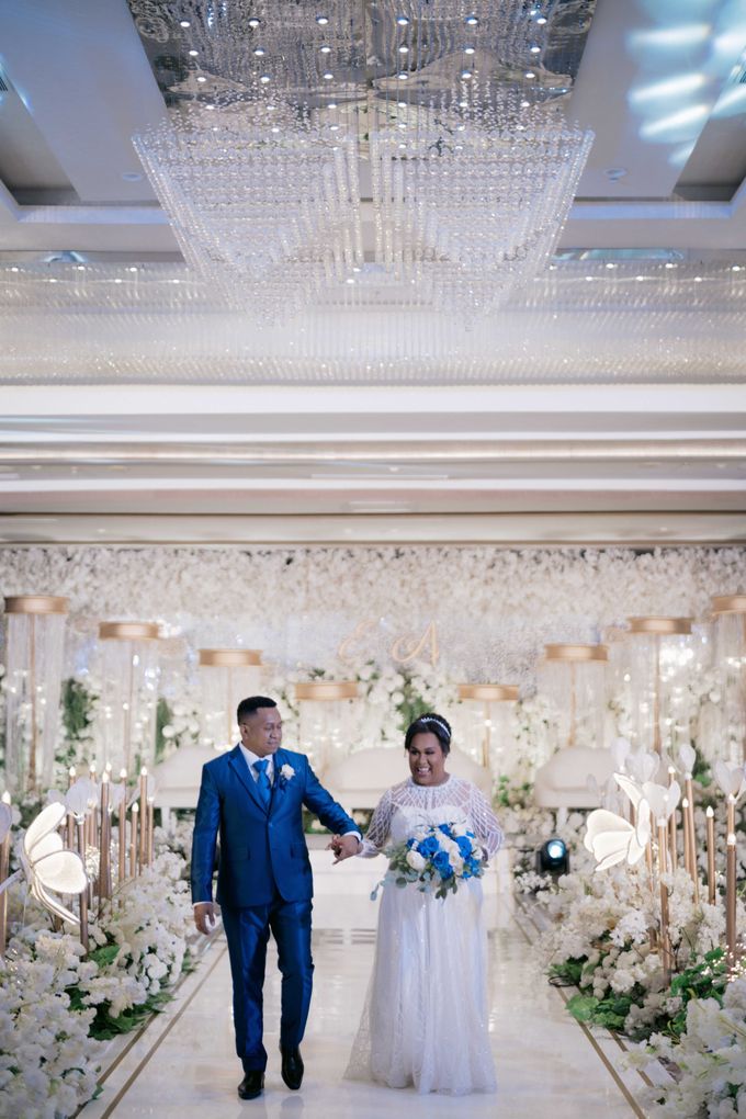 Ethy & Aldi Wedding at Mercure Jakarta Kota by AKSA Creative | Bridestory.com