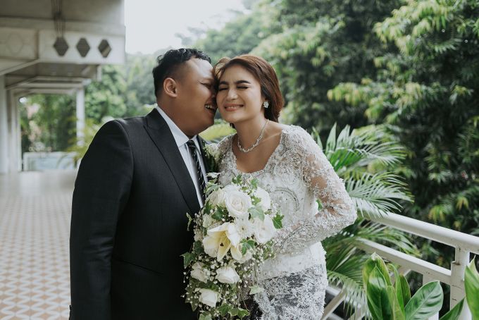 The Pati Unus Hajar & Elizabeth Wedding by Warna Project | Bridestory.com