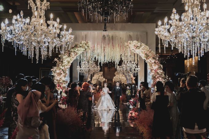 Bernard & Vivian's Wedding | Kairos Works | Bridestory