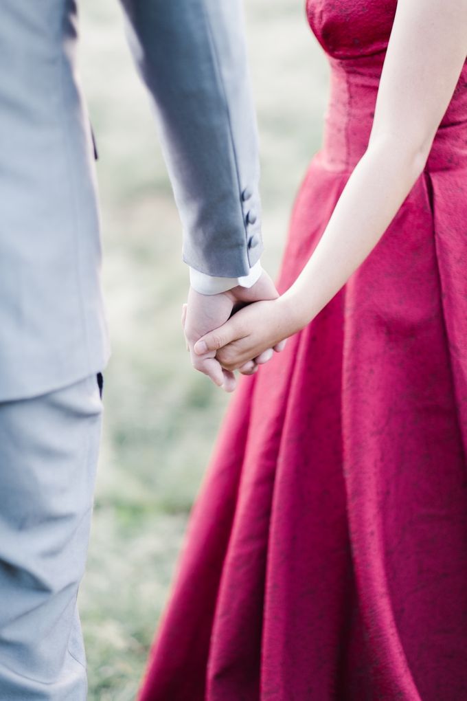 Livia & Risky Prewedding Photo at Tamblingan Lake | Bali Prewedding ...