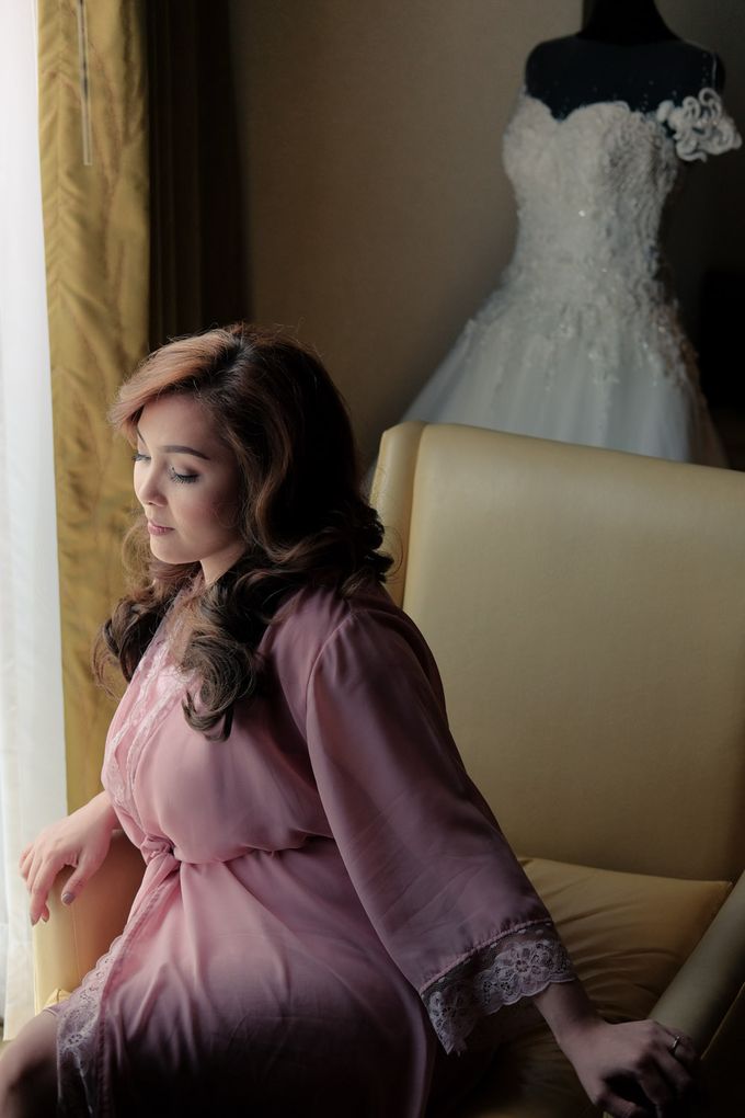 Carlo & Kim - Wedding by Bogs Ignacio Signature Gallery | Bridestory.com