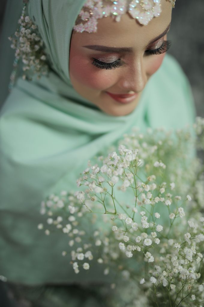 Bridal Songket Green Mermaid Dress by BY LAKSMI 0817 0370 7670 | LAKSMI ...