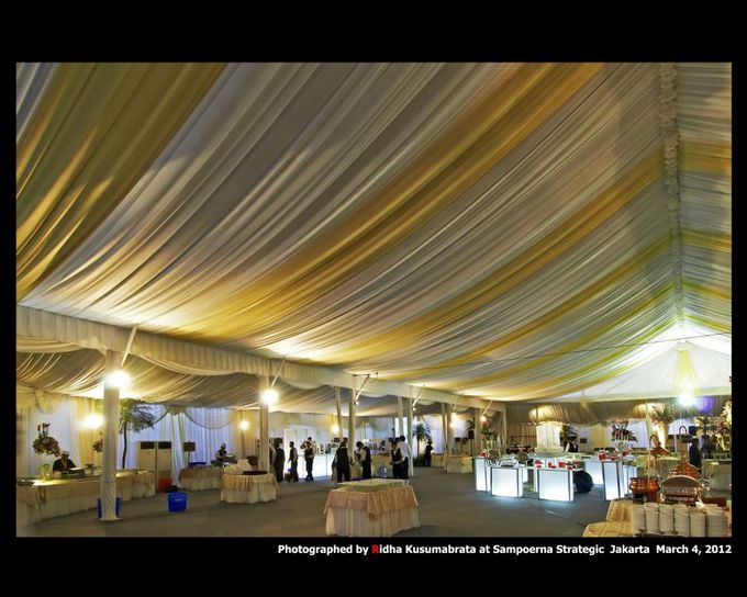 Sampoerna Strategic | VIP TENT DECORATIONS | Bridestory