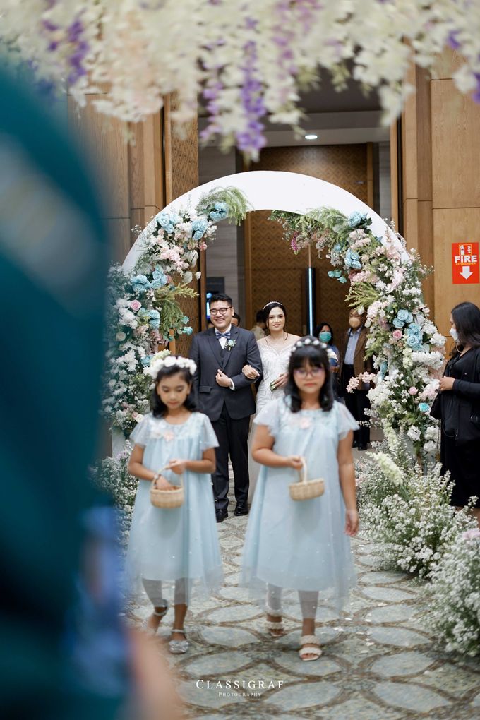 The Wedding of Andre & Sherly by Tentangkita Wedding Organizer ...