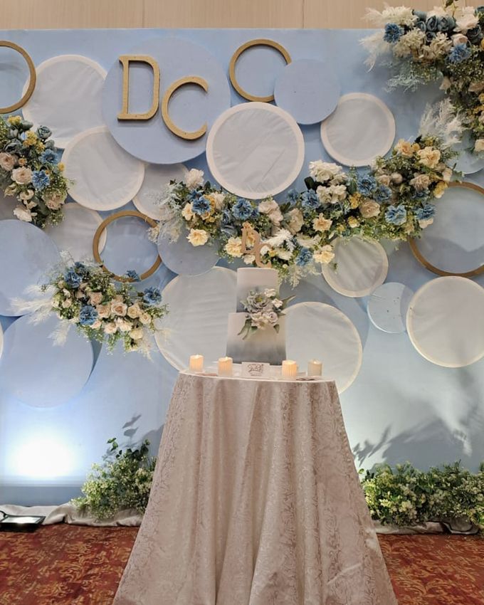 Wedding Cake in 2022 - Real Cake 2 Tiers | RR CAKES | Bridestory