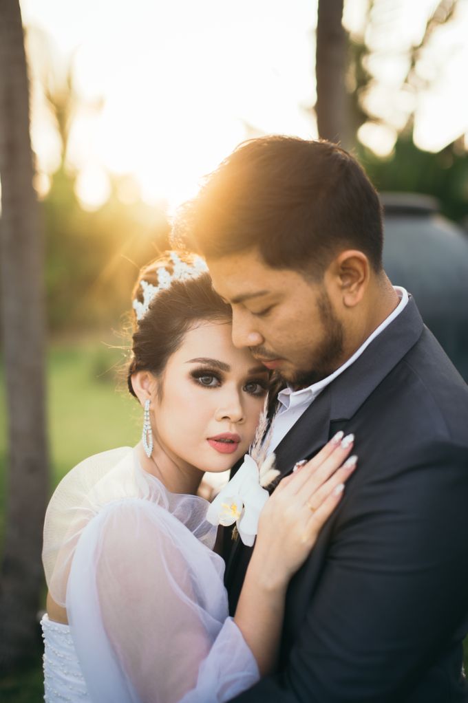 The Wedding Of WINDA & ADI | Lily of The Valley Wedding Conceptor ...