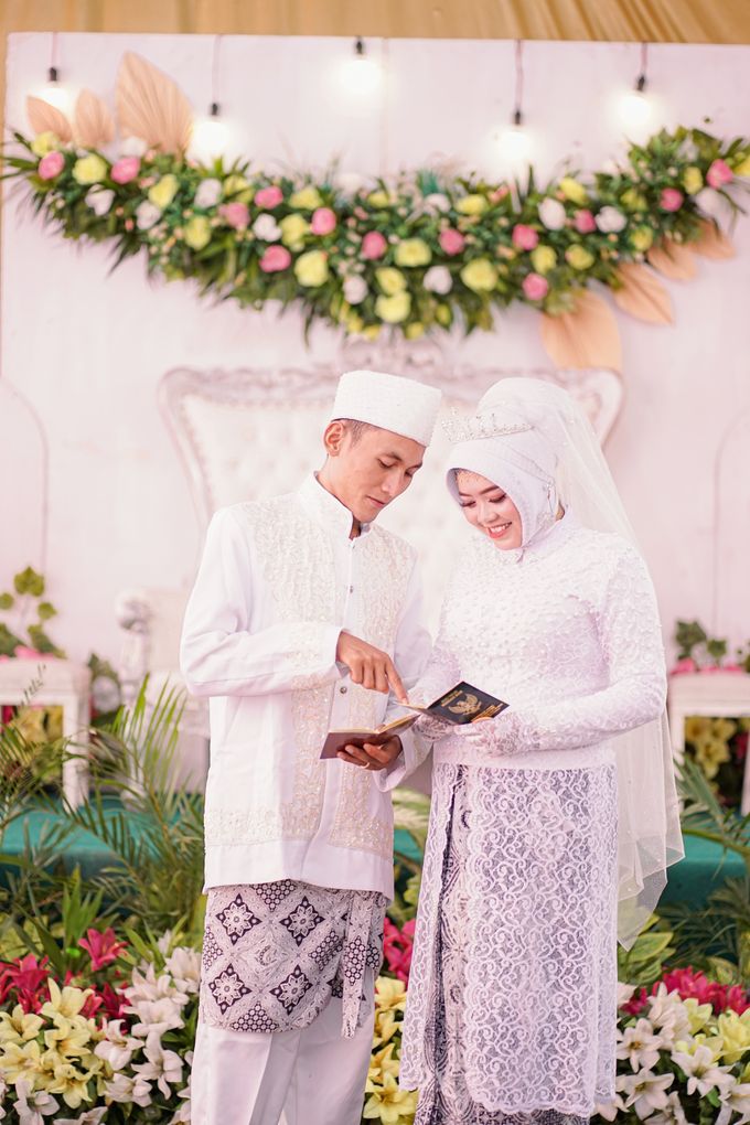 couple session of putri (akad nikah) | advee Picture | Bridestory